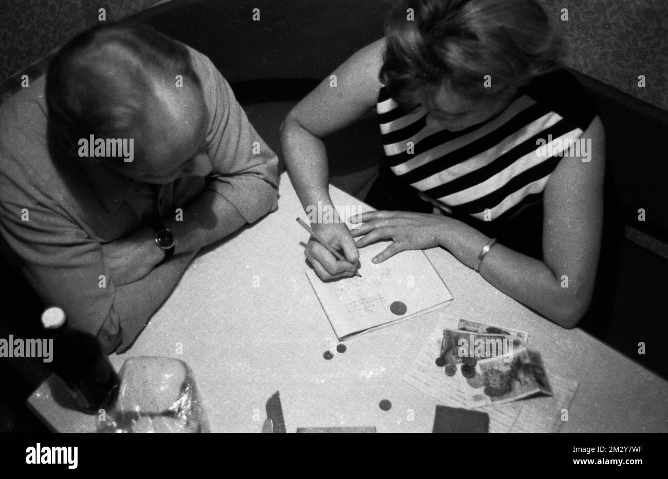 Workers, salaried employees and other low-income earners have to ...