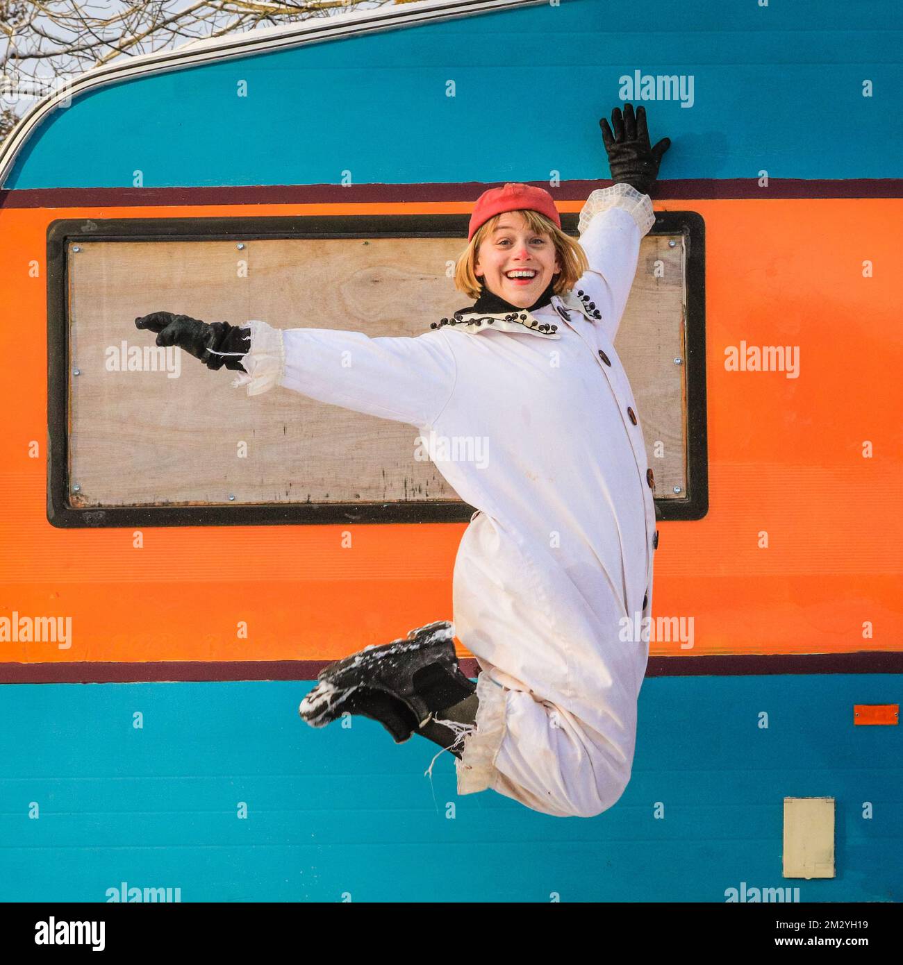 Lewisham London, UK. 14th Dec, 2022. Canadian clown and acrobat Ariella ...