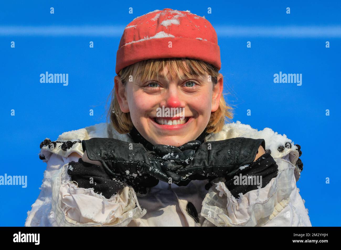 Lewisham London, UK. 14th Dec, 2022. Canadian clown and acrobat Ariella ...