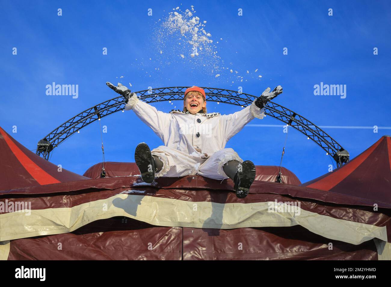 Lewisham London, UK. 14th Dec, 2022. Canadian clown and acrobat Ariella ...