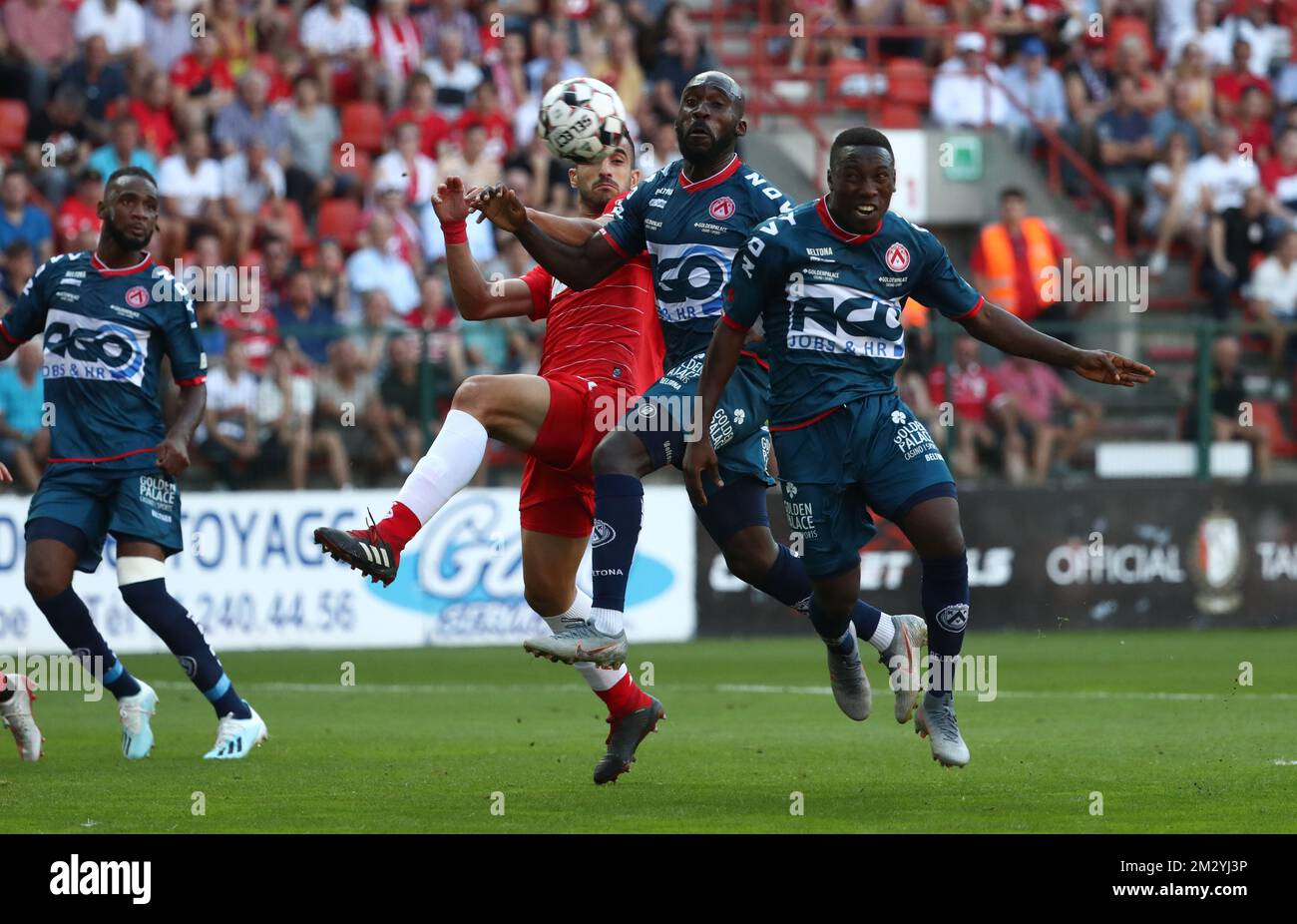 Kortrijk's Eric Ocansey scoring the 0-1 goal during a soccer match ...
