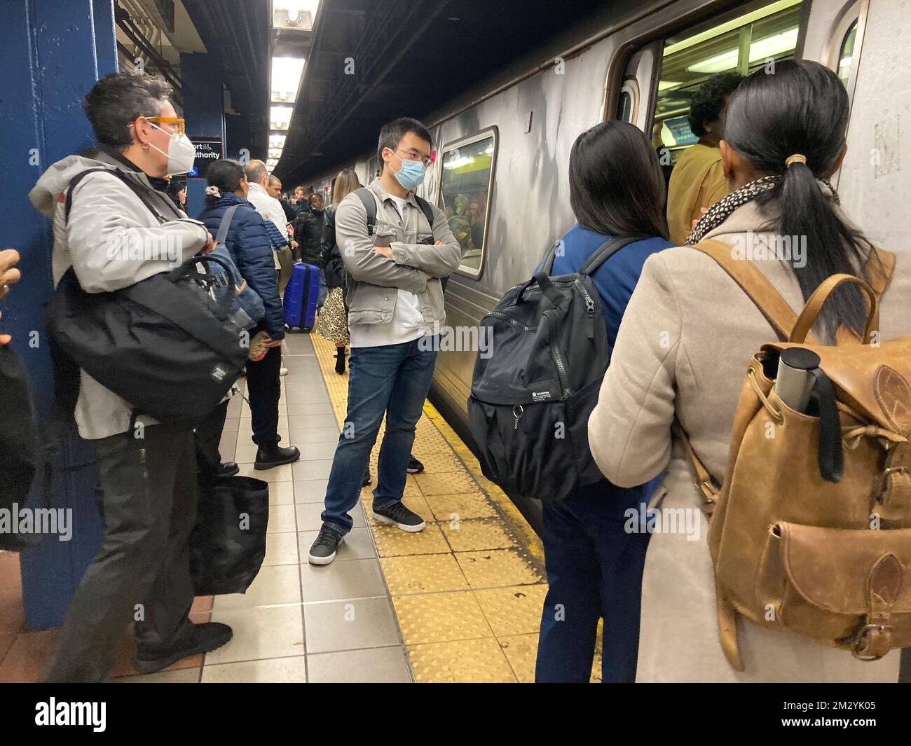 Weekday subway ridership in New York on Wednesday, December 7, 2022 ...