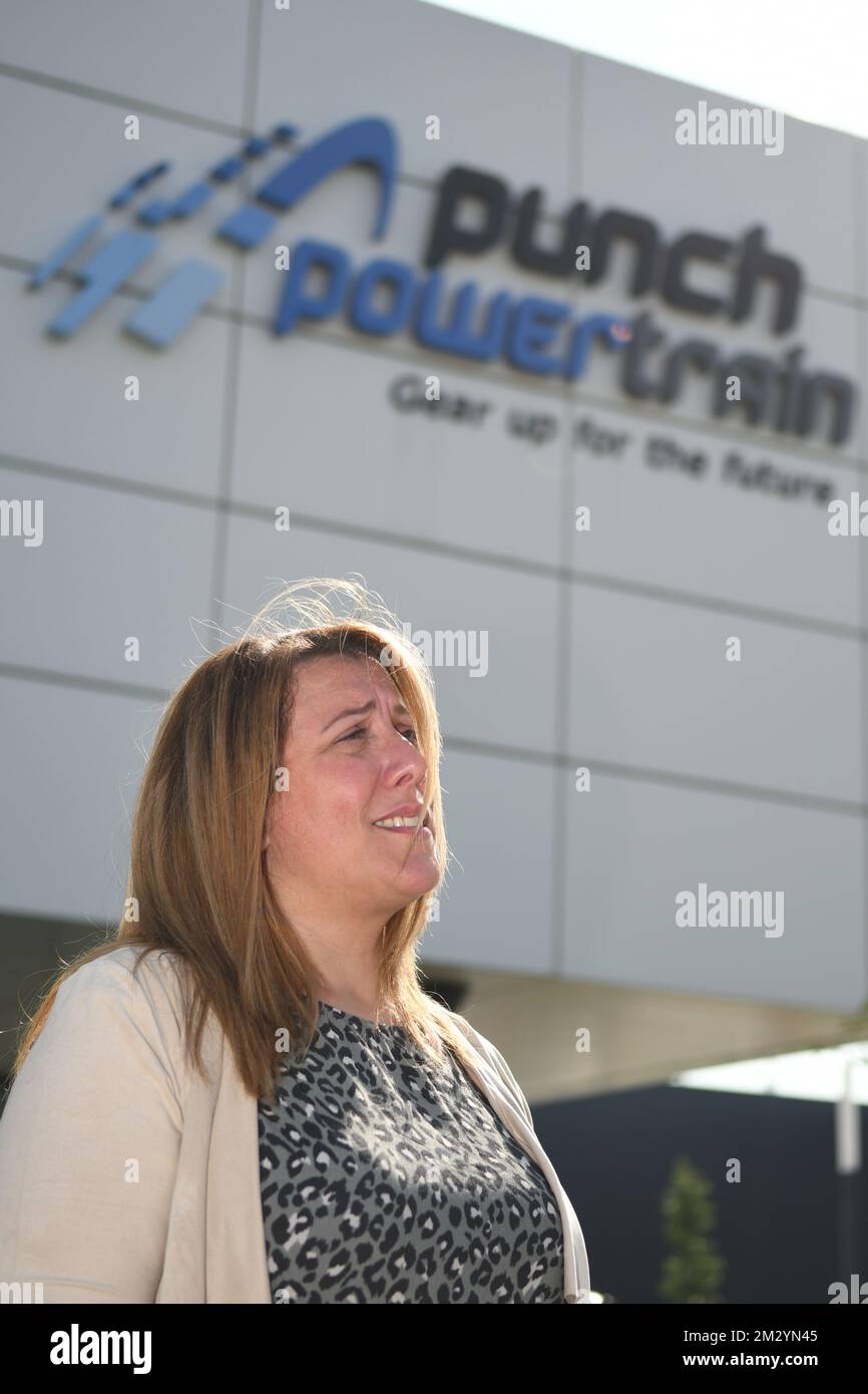 ACV delegate Nadia Gueroui pictured at an extraordinary works council ...