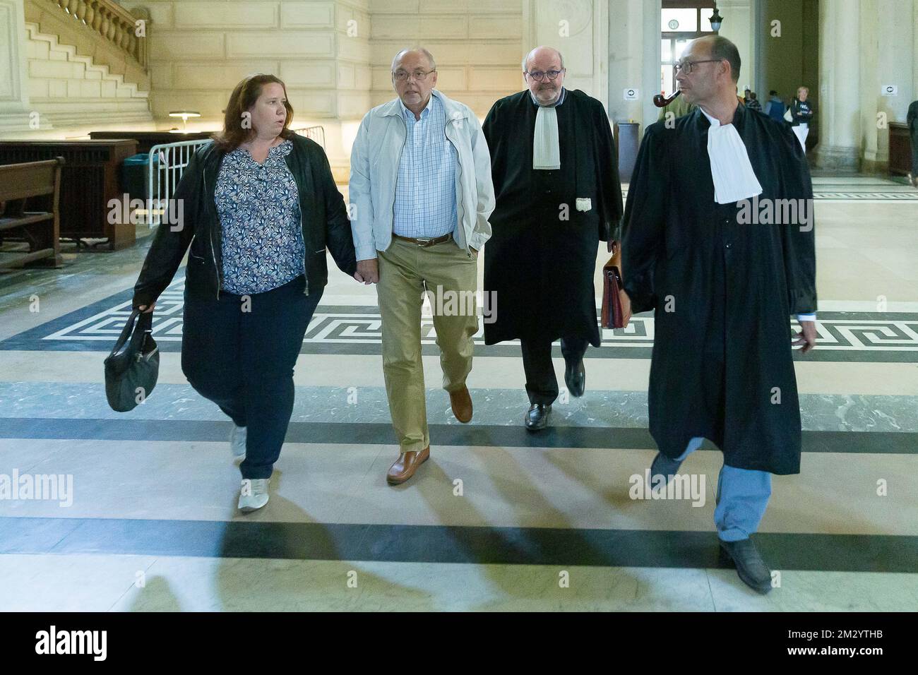 Laywer court hi-res stock photography and images - Alamy