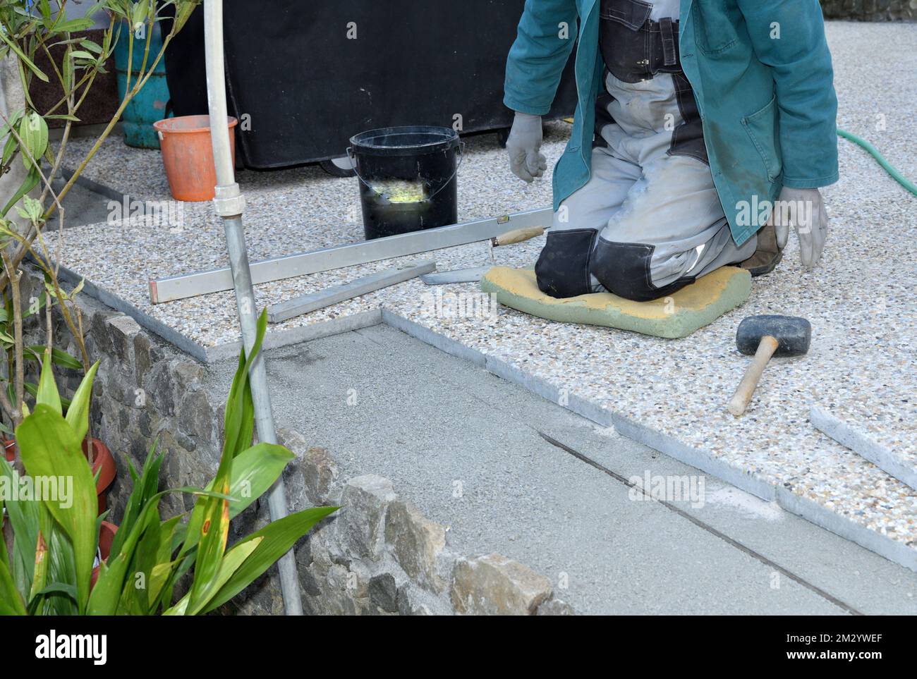 Anti slip paving hi-res stock photography and images - Alamy