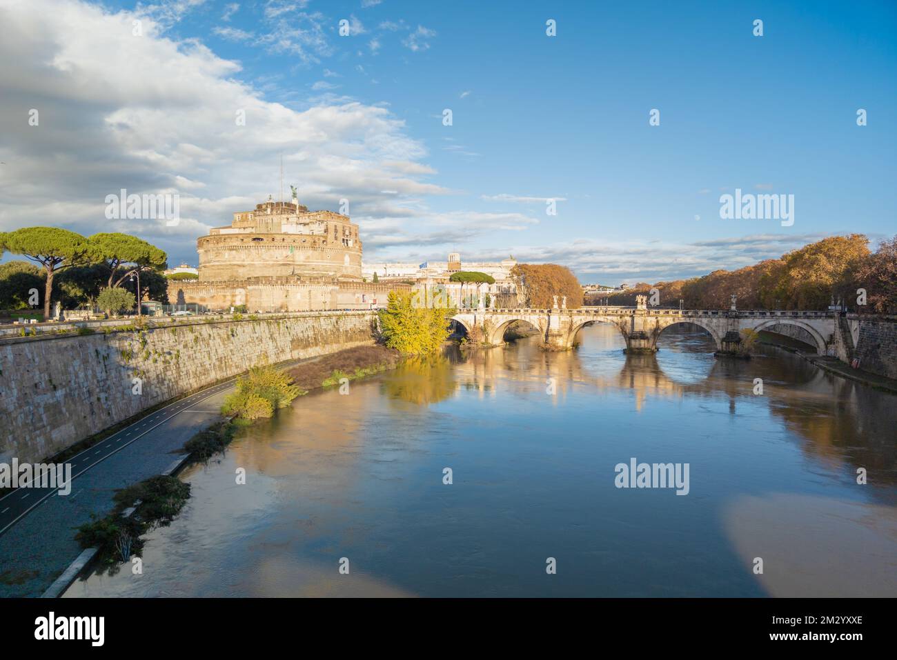Rome (Italy) - The Tiber river and the monumental Lungotevere street in ...