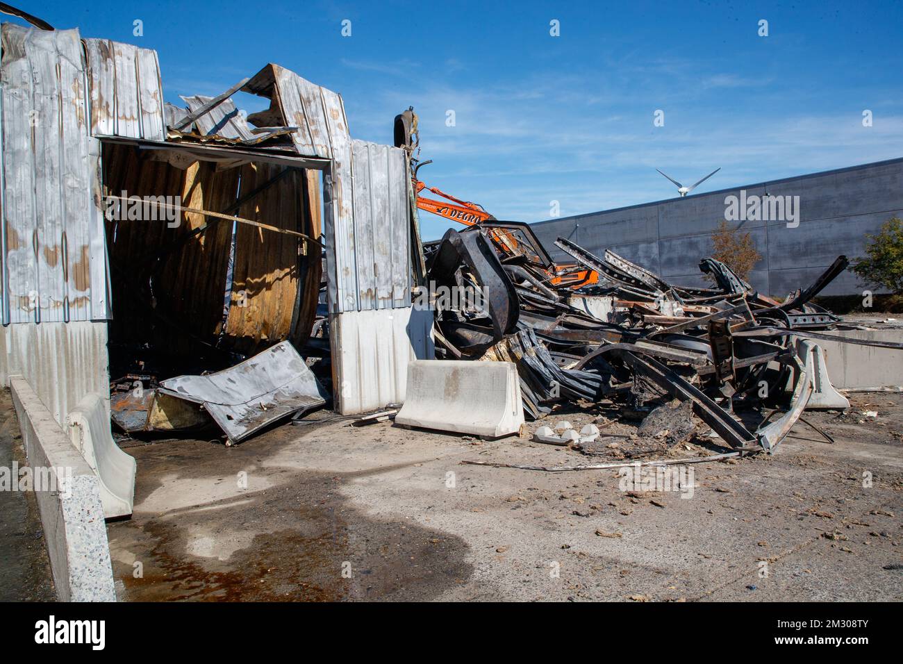 Illustration picture shows the scene of a fire in the Dimabel waffle ...
