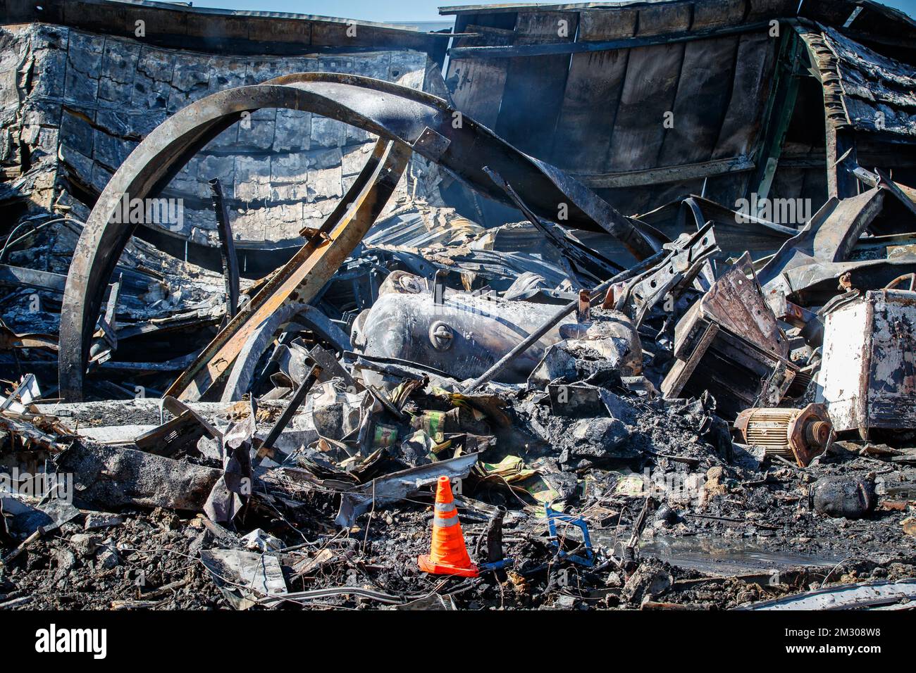 Illustration picture shows the scene of a fire in the Dimabel waffle ...