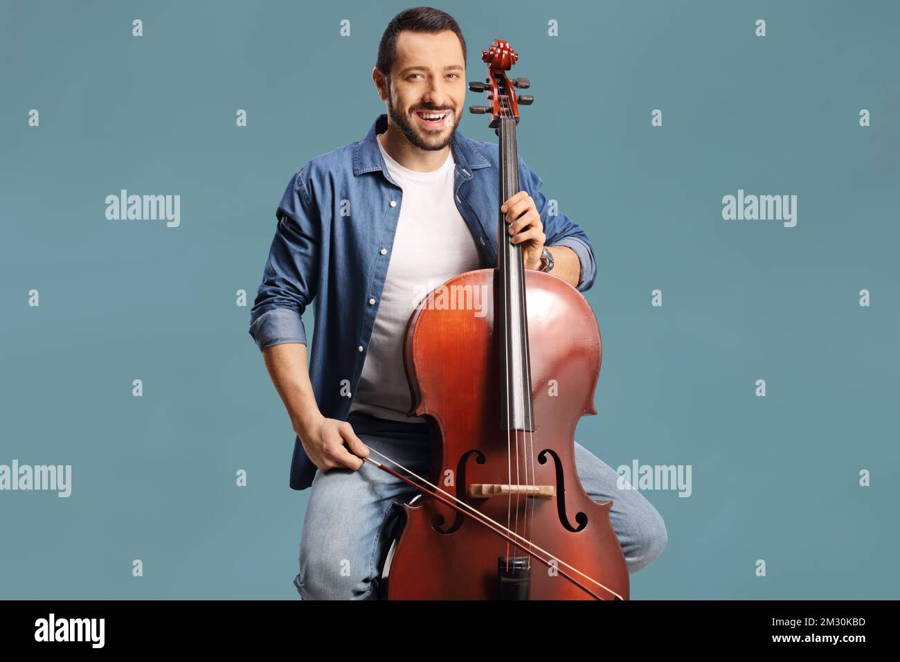 Young artist man blue hi-res stock photography and images - Alamy