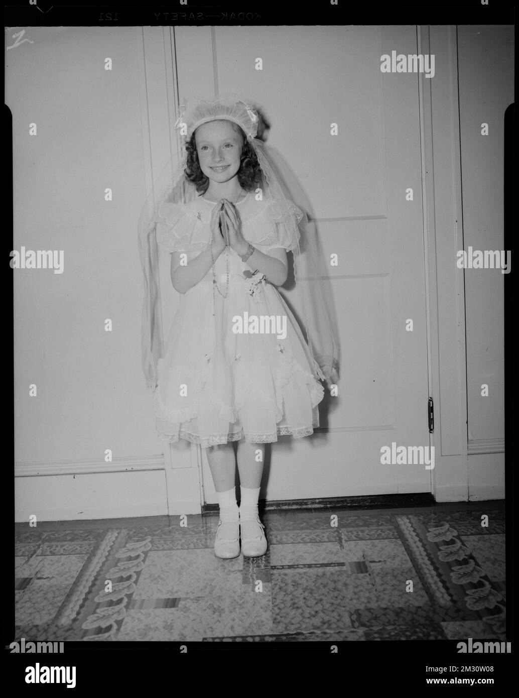 Frank Thompson , Girls, Initiation rites, Communion. Leon Abdalian ...