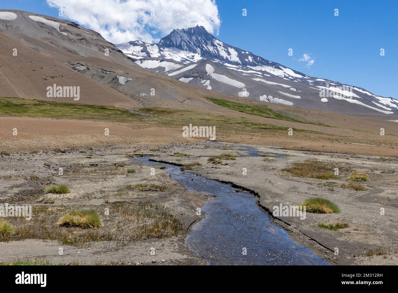 Volcano Planchón-Peteroa and landscape at Paso Vergara - crossing the ...
