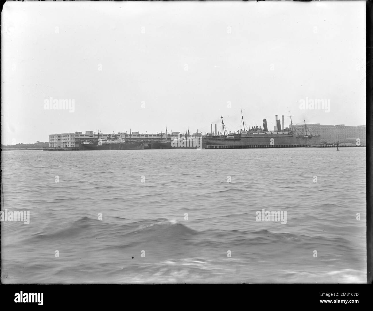 French ship with President Wilson aboard , Ships. Leon Abdalian ...