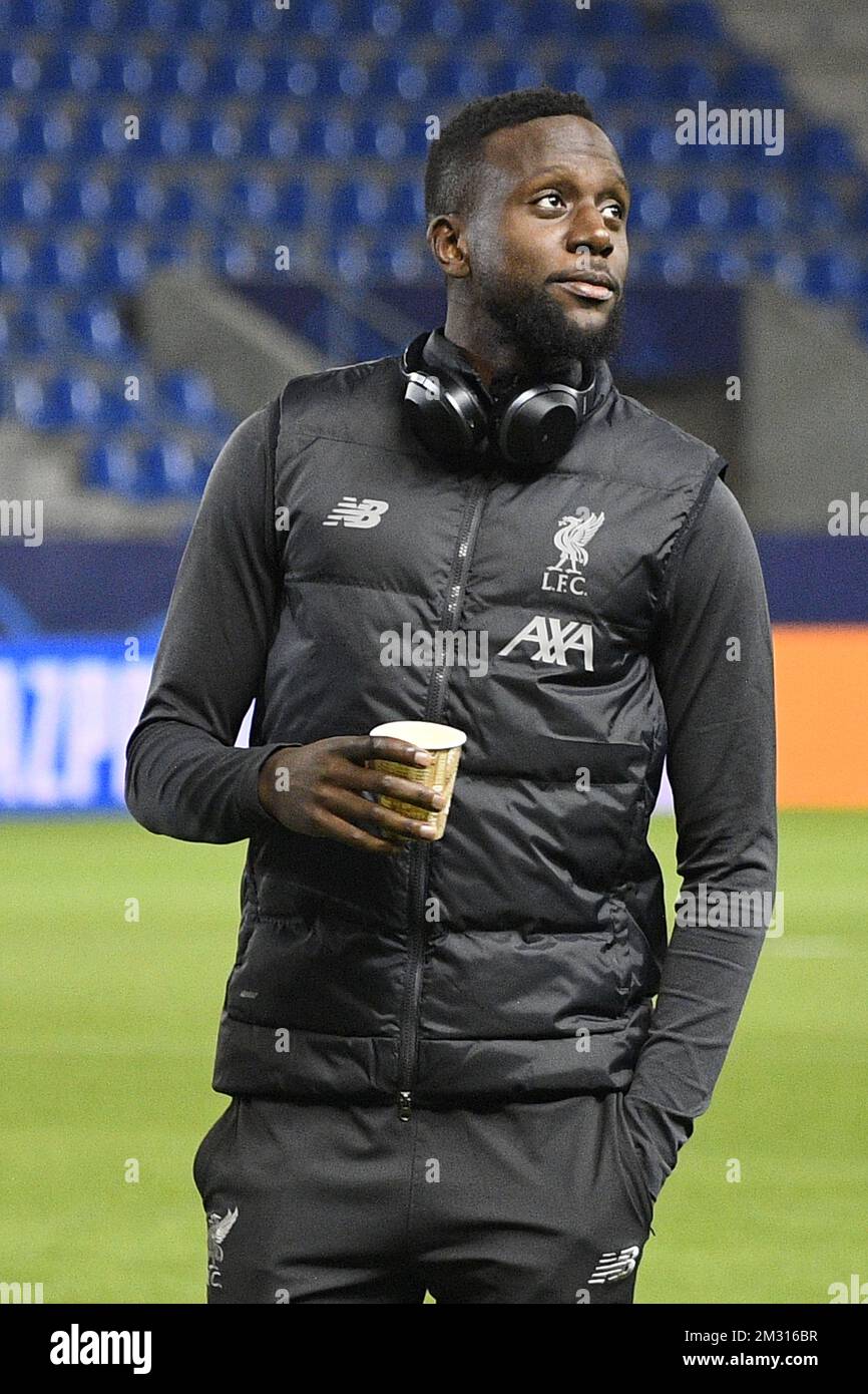 Liverpool's Divock Origi pictured during an inspection of the pitch by ...