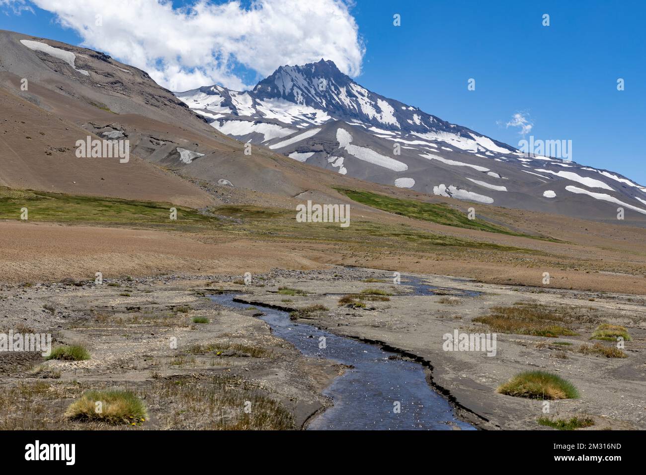 Volcano Planchón-Peteroa and landscape at Paso Vergara - crossing the ...