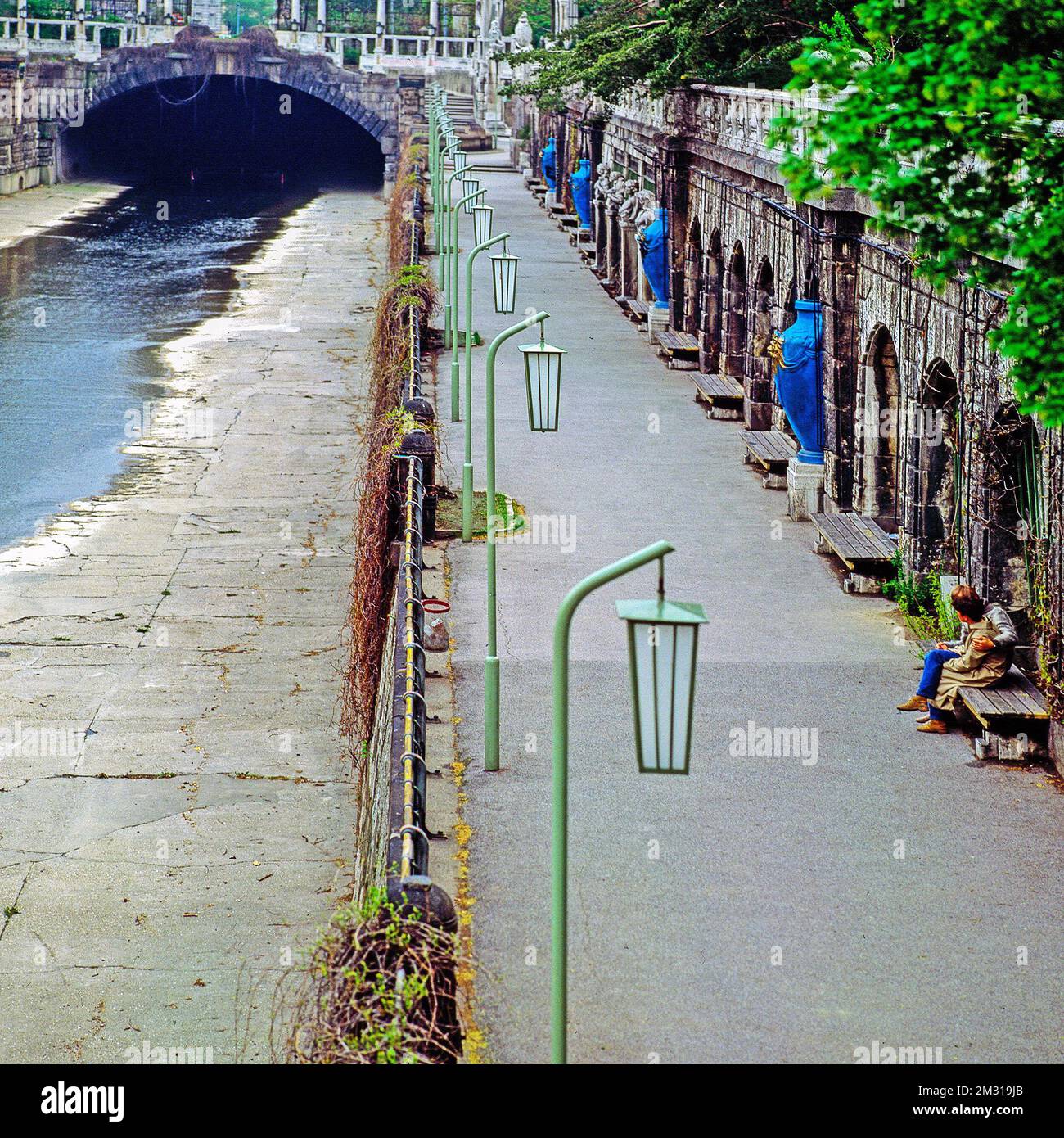 Vienna River with benches, Austria Stock Photo - Alamy
