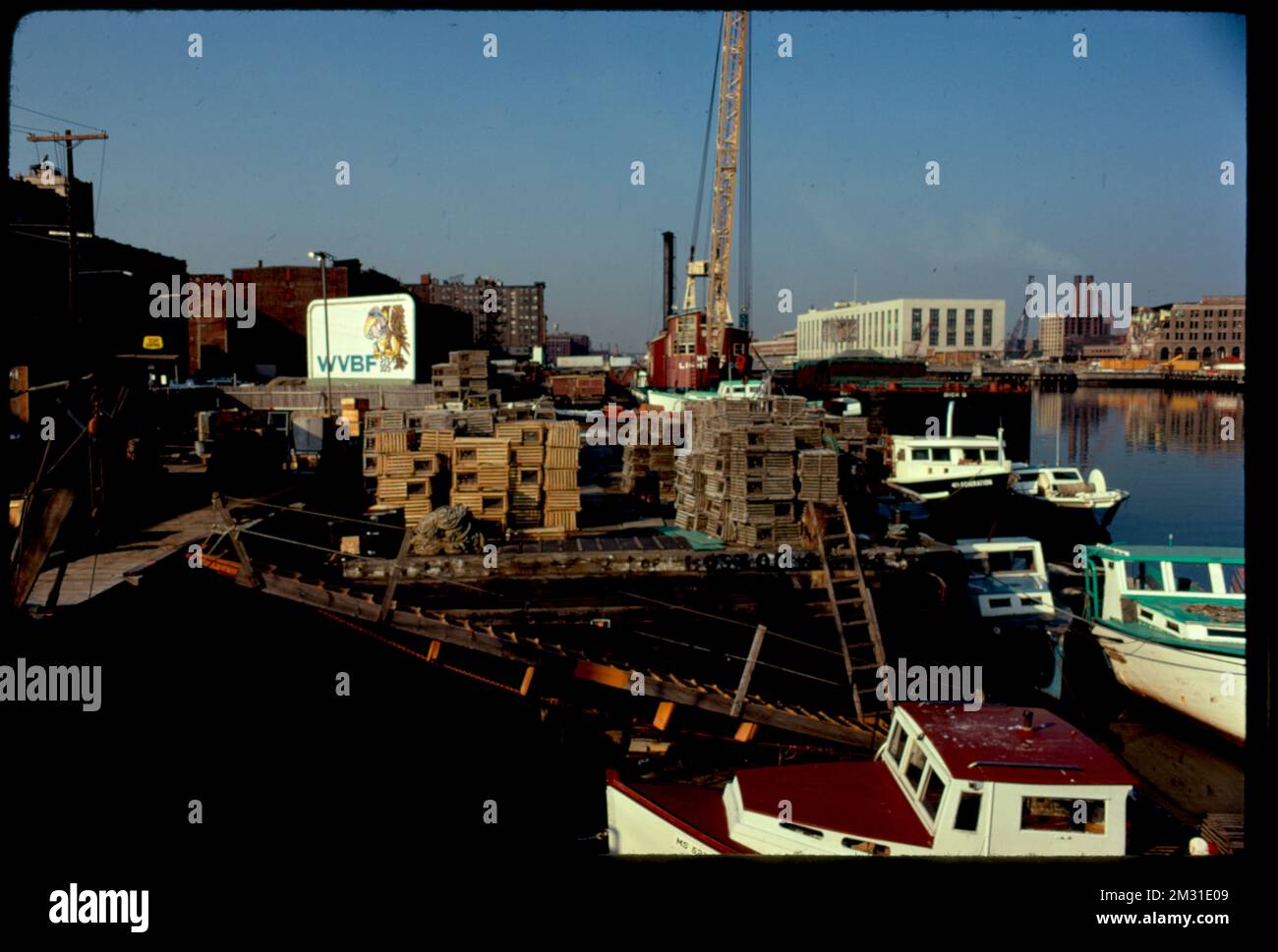 From Northern Boulevard at old bridge including reflection in Fort ...