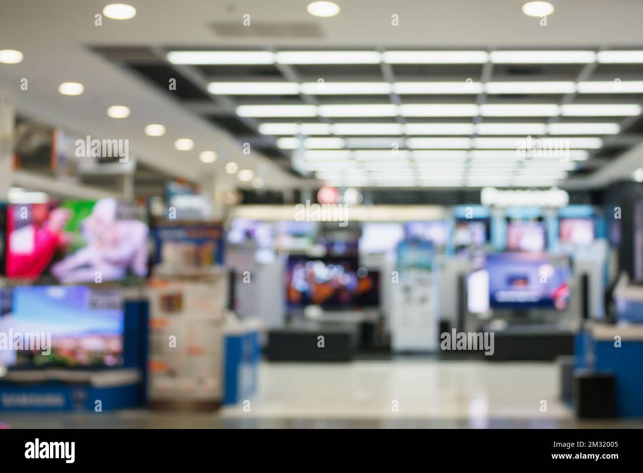 Television Smart TVs 4K Ultra HD home entertainment display on shelves ...