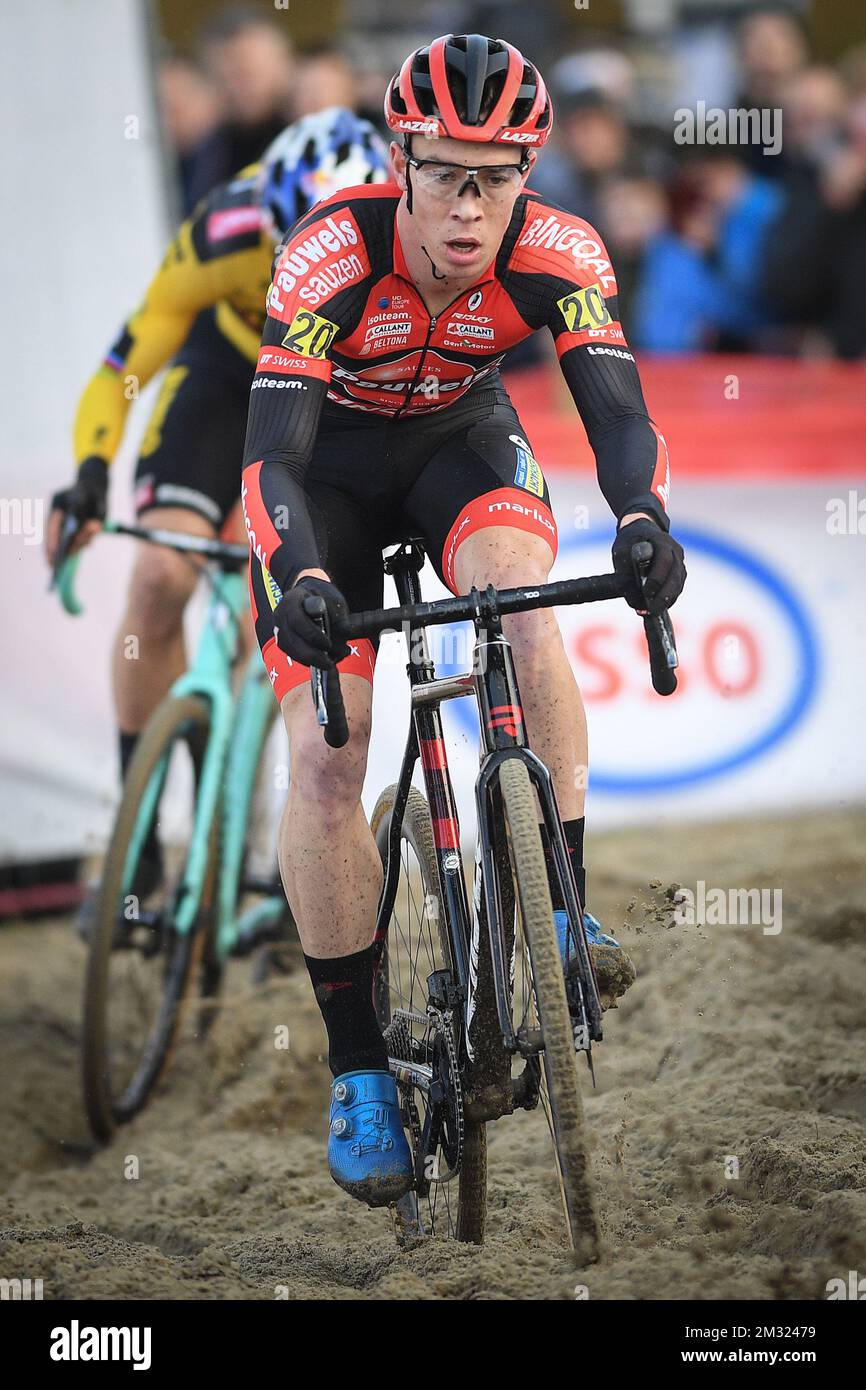 Belgian Laurens Sweeck pictured in action during the men's elite race ...