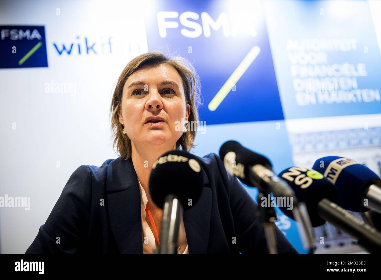 Investeringsfraude hi-res stock photography and images - Alamy