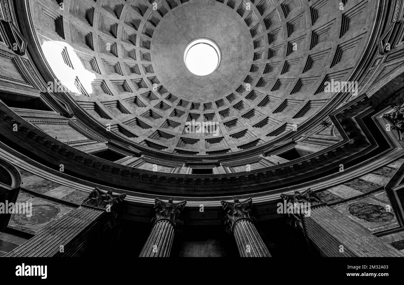 The pantheon ceiling Black and White Stock Photos & Images - Alamy