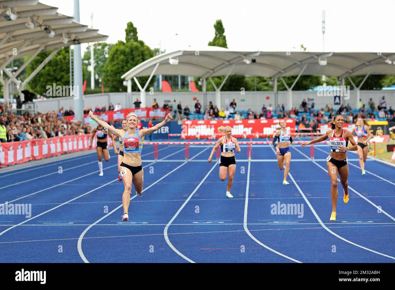 Jessie Knight celebrating winning the 400m Hurdles at the Müller UK ...