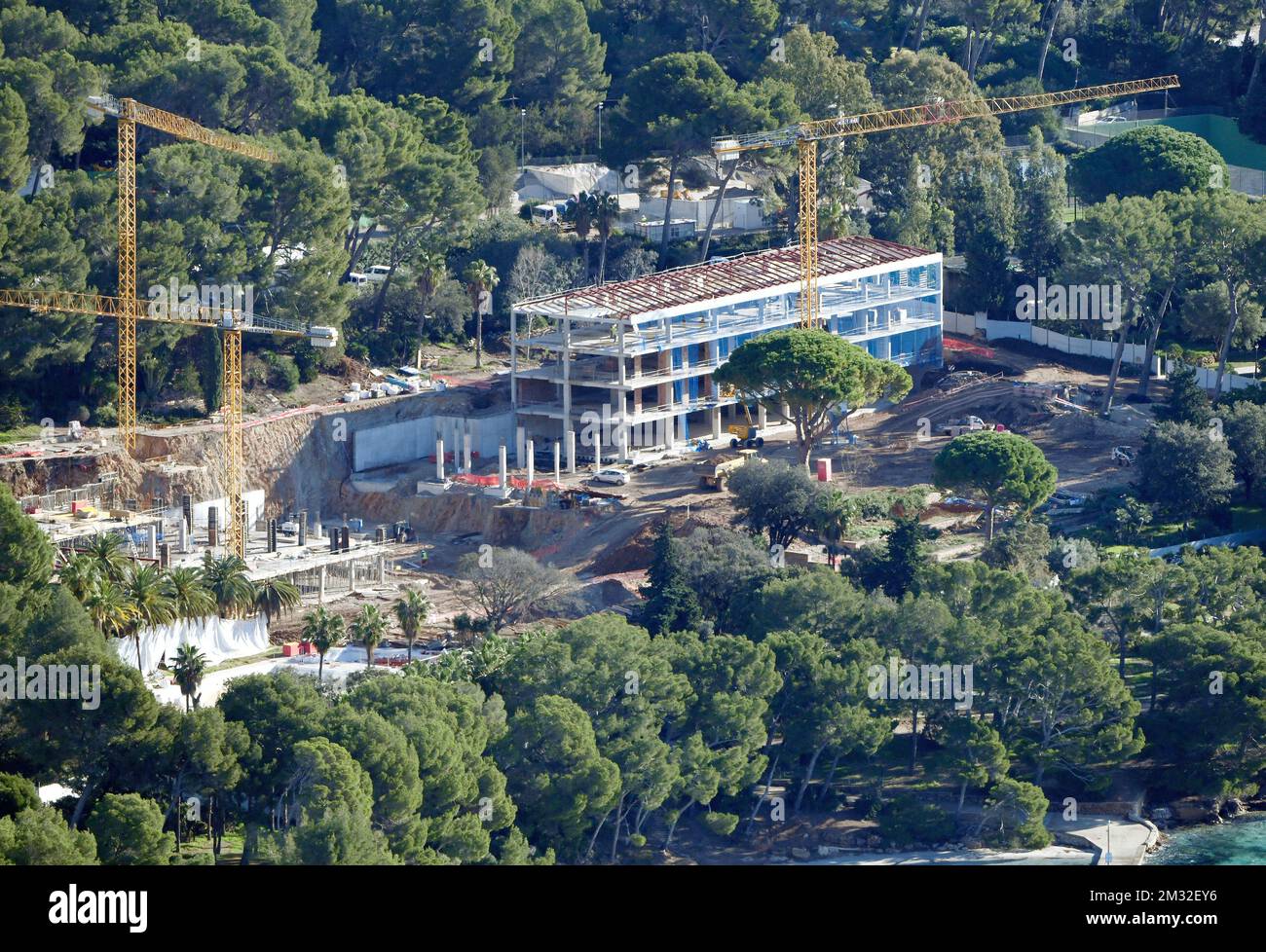 Hotel Formentor under reconstruction works during December 2022. Hotel ...