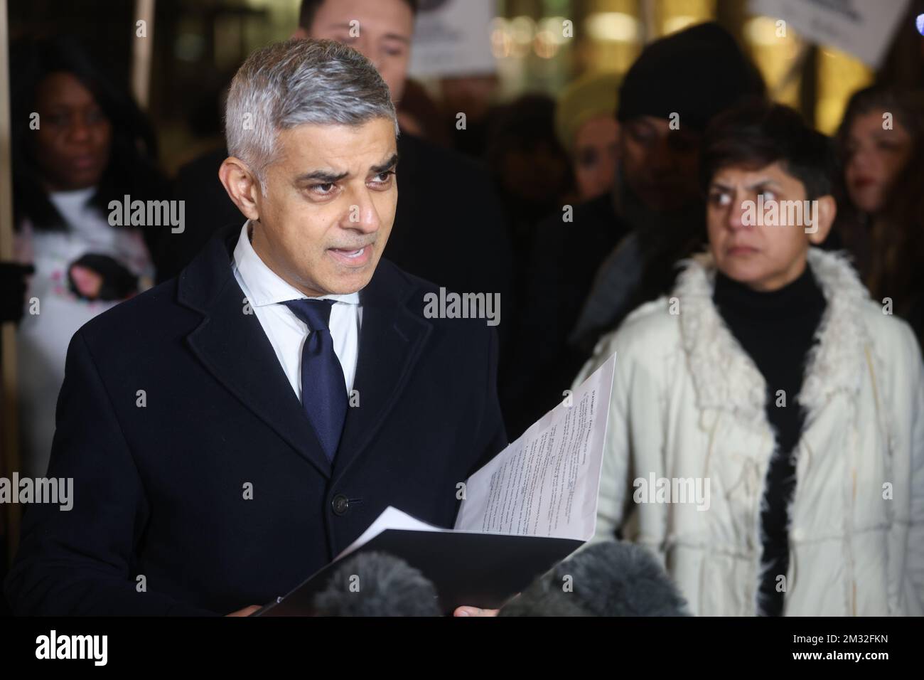Mayor of London, Sadiq Khan reads a statement outside the Old Bailey in ...