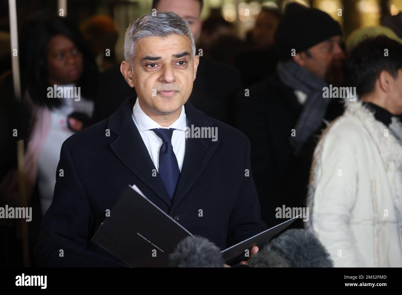 Mayor of London, Sadiq Khan reads a statement outside the Old Bailey in ...