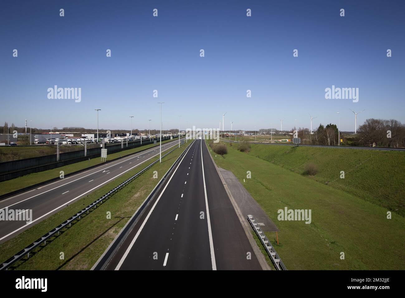 Illustration picture shows the empty E19 highway at the border in Meer ...
