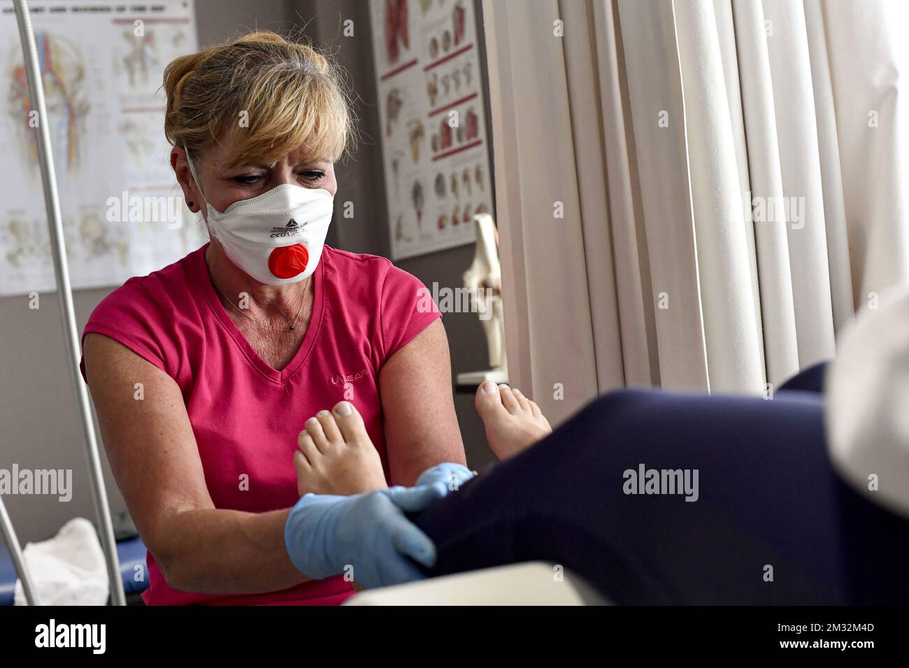 Kinesitherapeut hi-res stock photography and images - Alamy