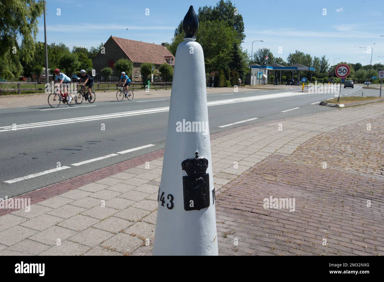 Illustration picture shows a boundary marker at the Belgian-Dutch ...