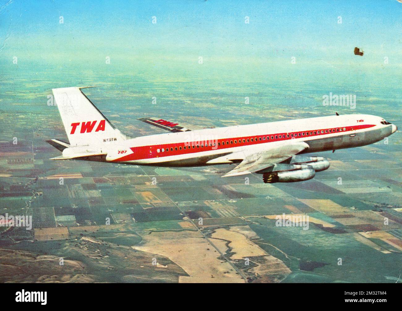 Aereo di linea aerea hi-res stock photography and images - Alamy