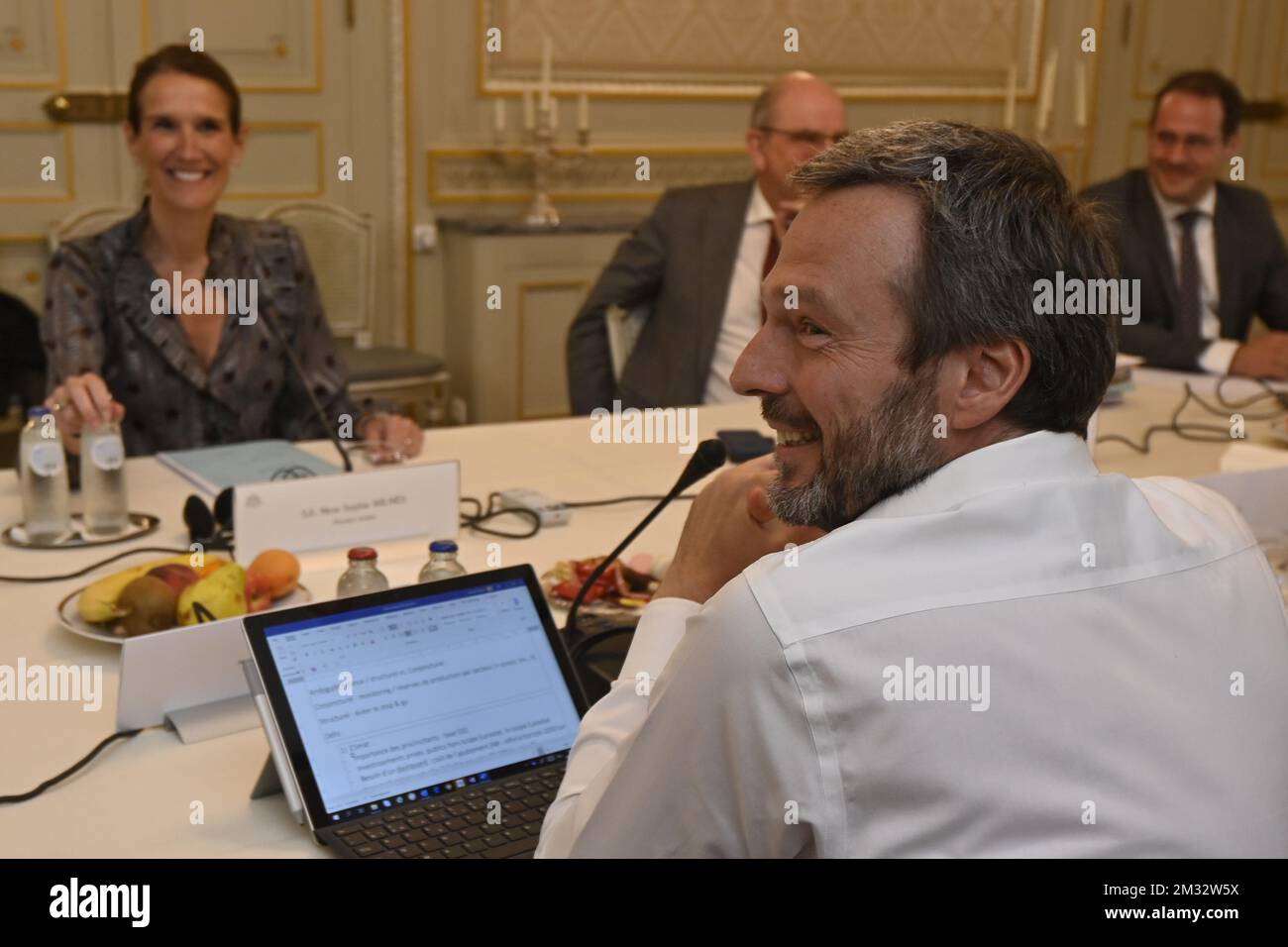 Consultaties hi-res stock photography and images - Alamy