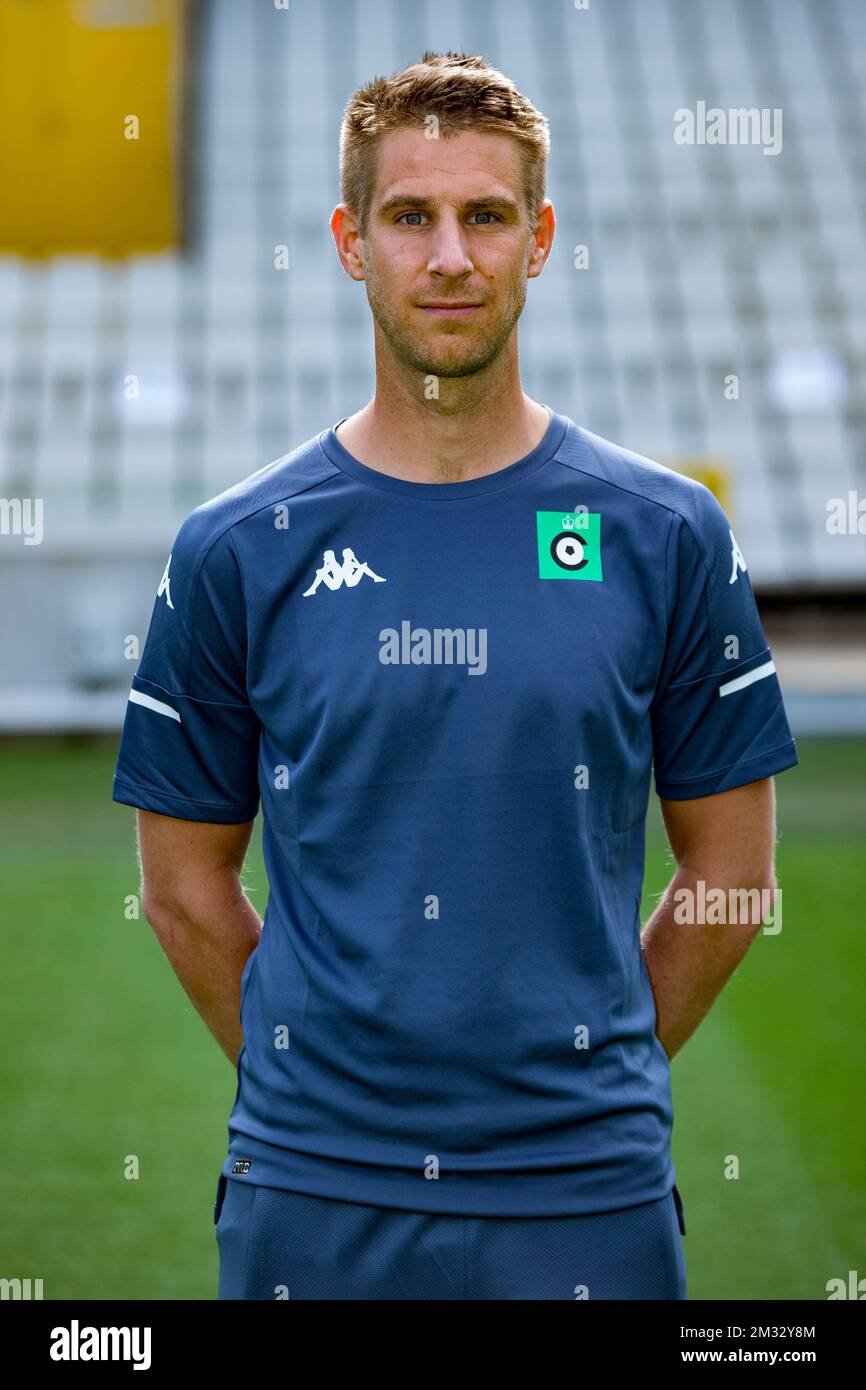 Cercle's Medial Simon Pirard poses for the photographer, in marge of ...