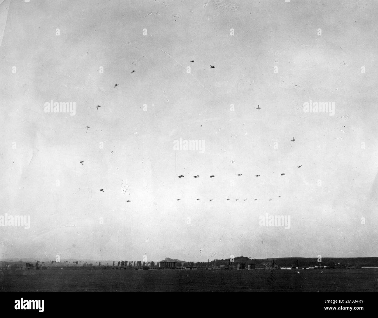 Aeroplani hi-res stock photography and images - Alamy