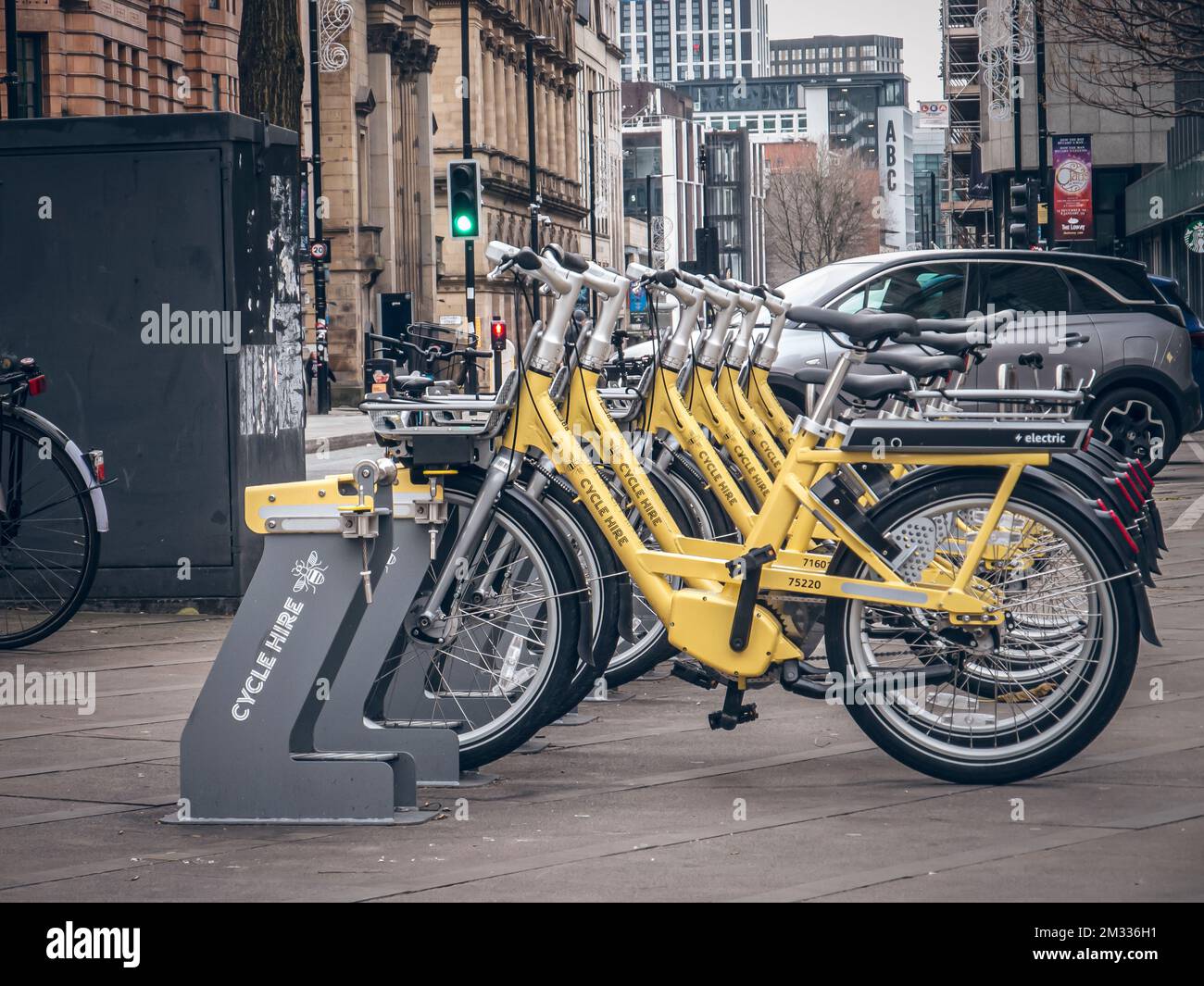 Manchester bike hire hi-res stock photography and images - Alamy