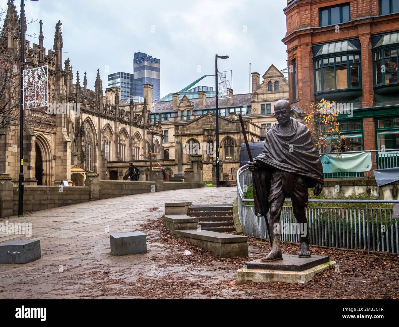 Mahatma Gandhi sculpture in Manchester Stock Photo - Alamy