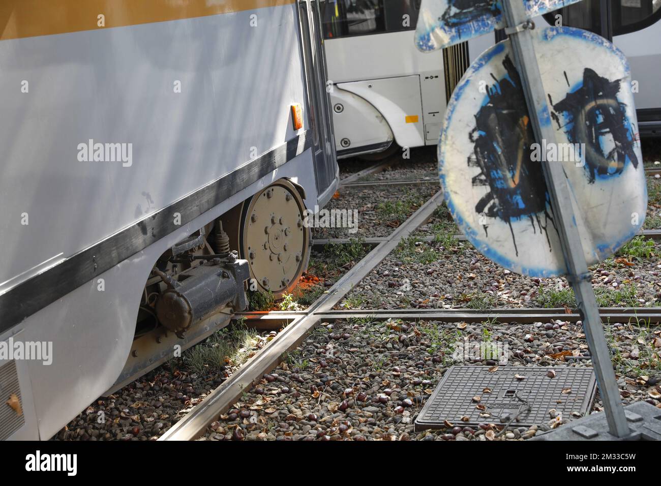 93 tram line hi-res stock photography and images - Alamy