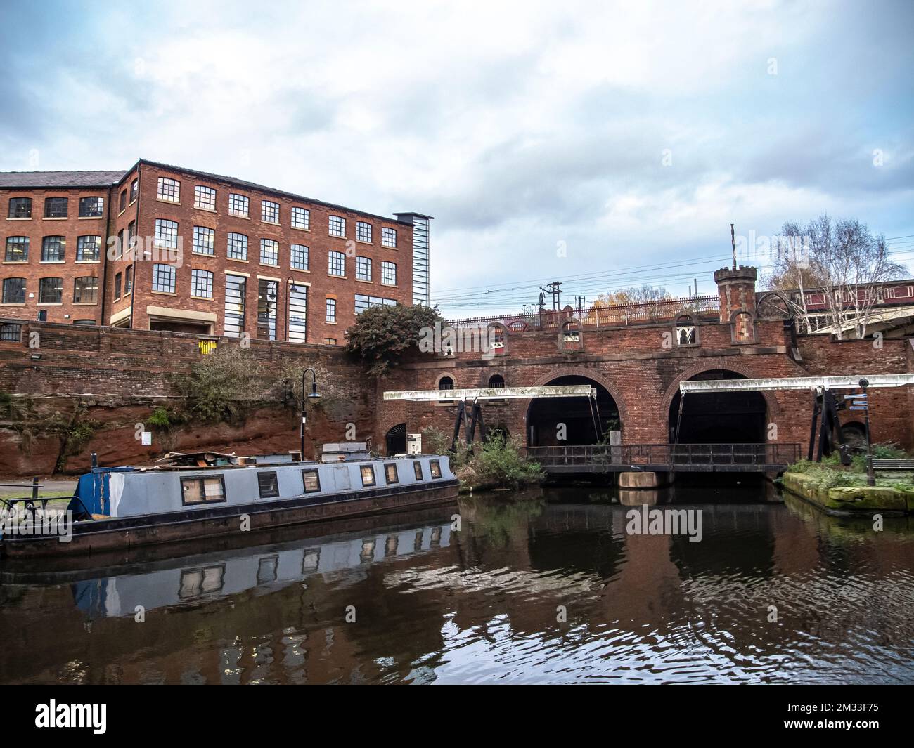 Old wellington inn pub image hi-res stock photography and images - Alamy
