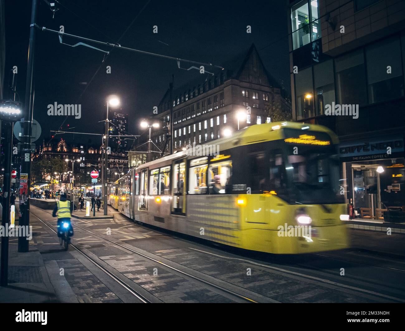 Old wellington inn pub photo hi-res stock photography and images - Alamy