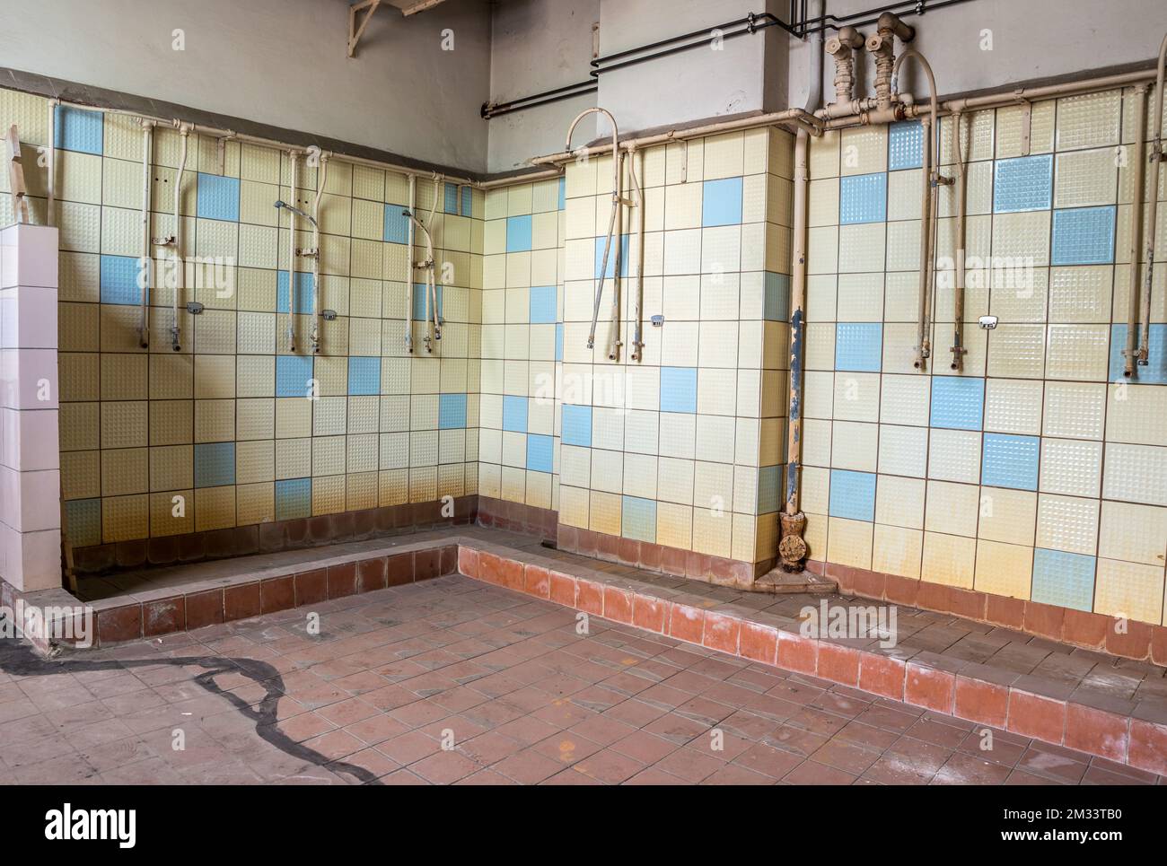 Industrial shower hi-res stock photography and images - Alamy