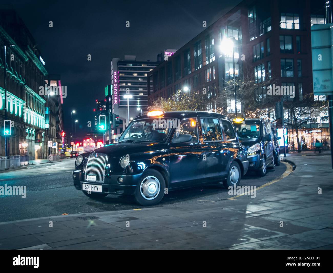 Manchester bussines hi-res stock photography and images - Alamy