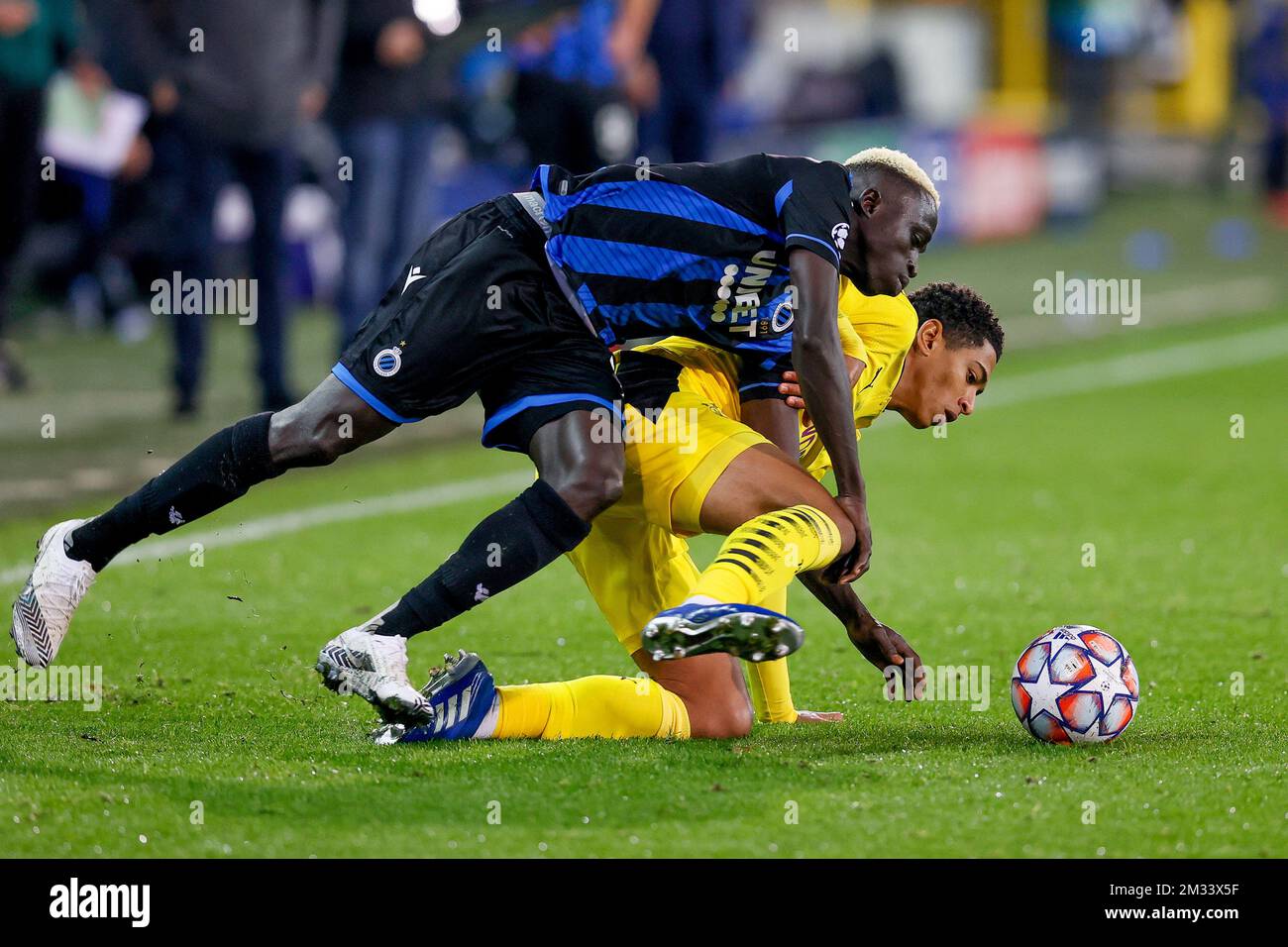 Jude bellingham dortmund 2020 hi-res stock photography and images - Alamy