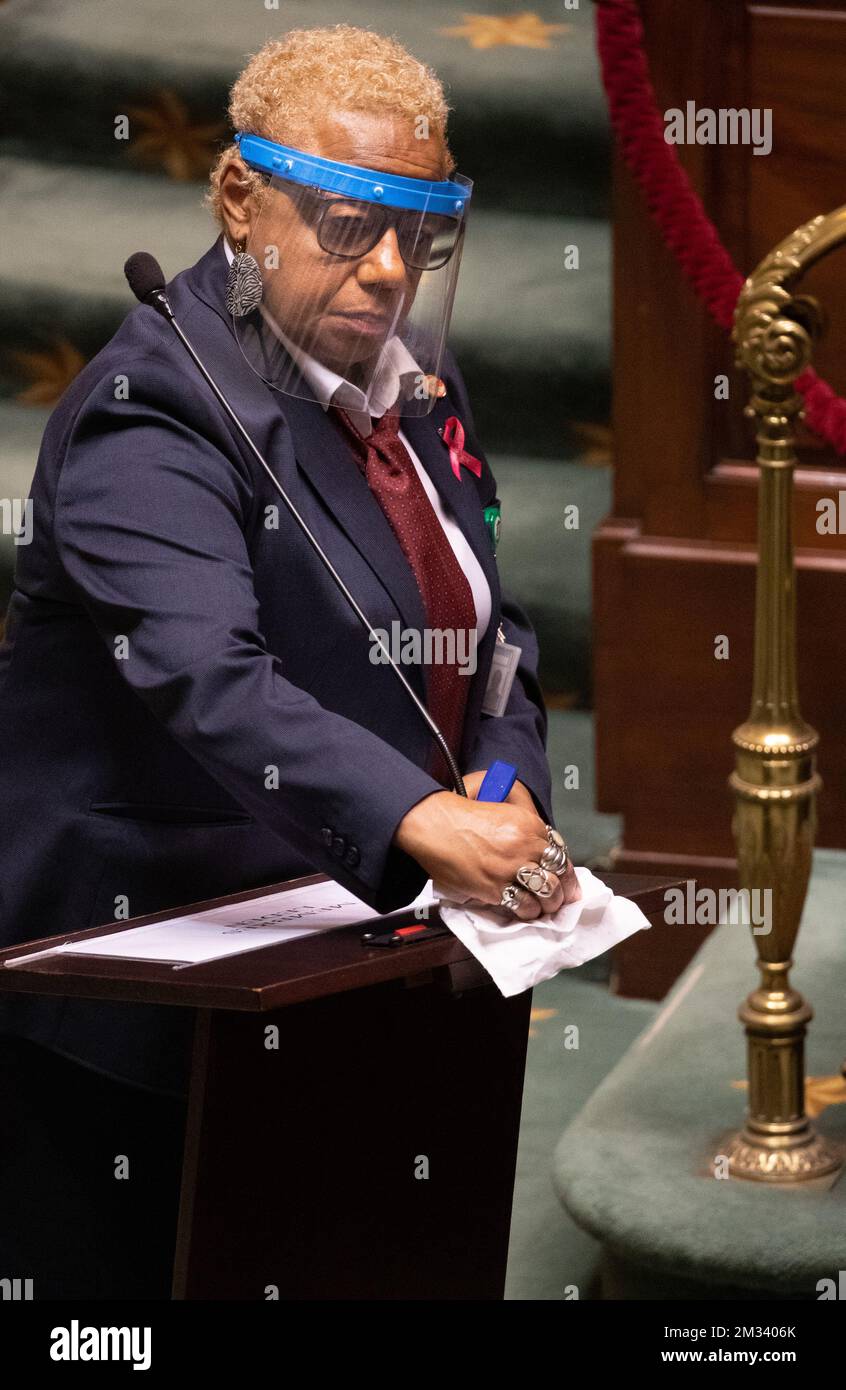 Federal parliament staff hi-res stock photography and images - Alamy