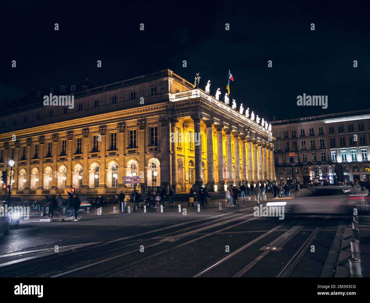 Bordeaux arch beauty hi-res stock photography and images - Alamy