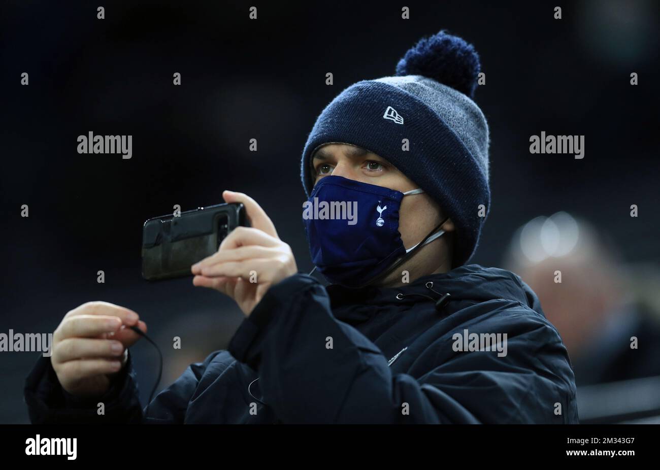 Mobile phone holder without mobile hi-res stock photography and images ...