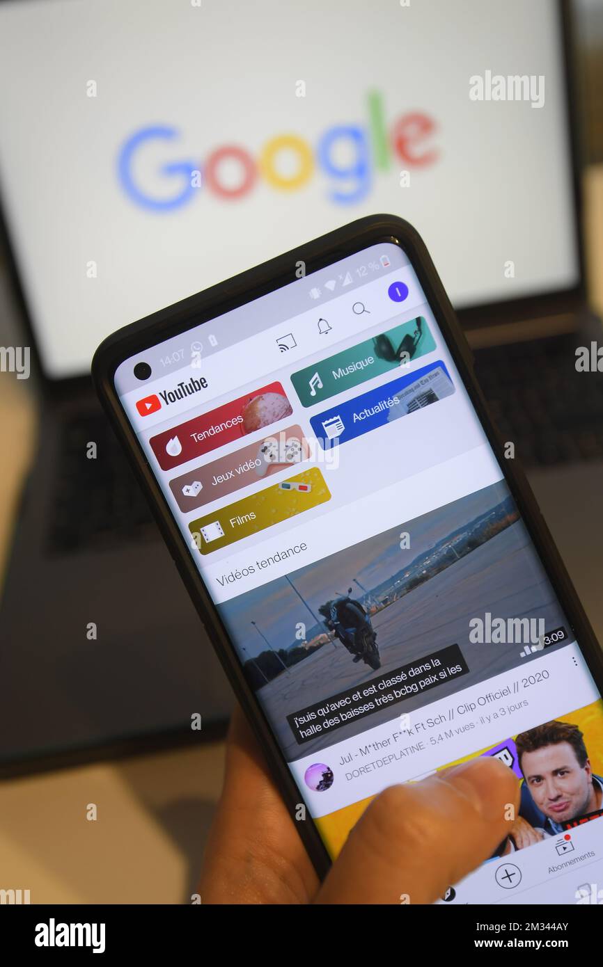 Technical difficulties hi-res stock photography and images - Alamy