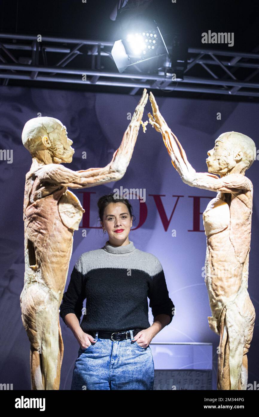 Real human bodies hi-res stock photography and images - Alamy