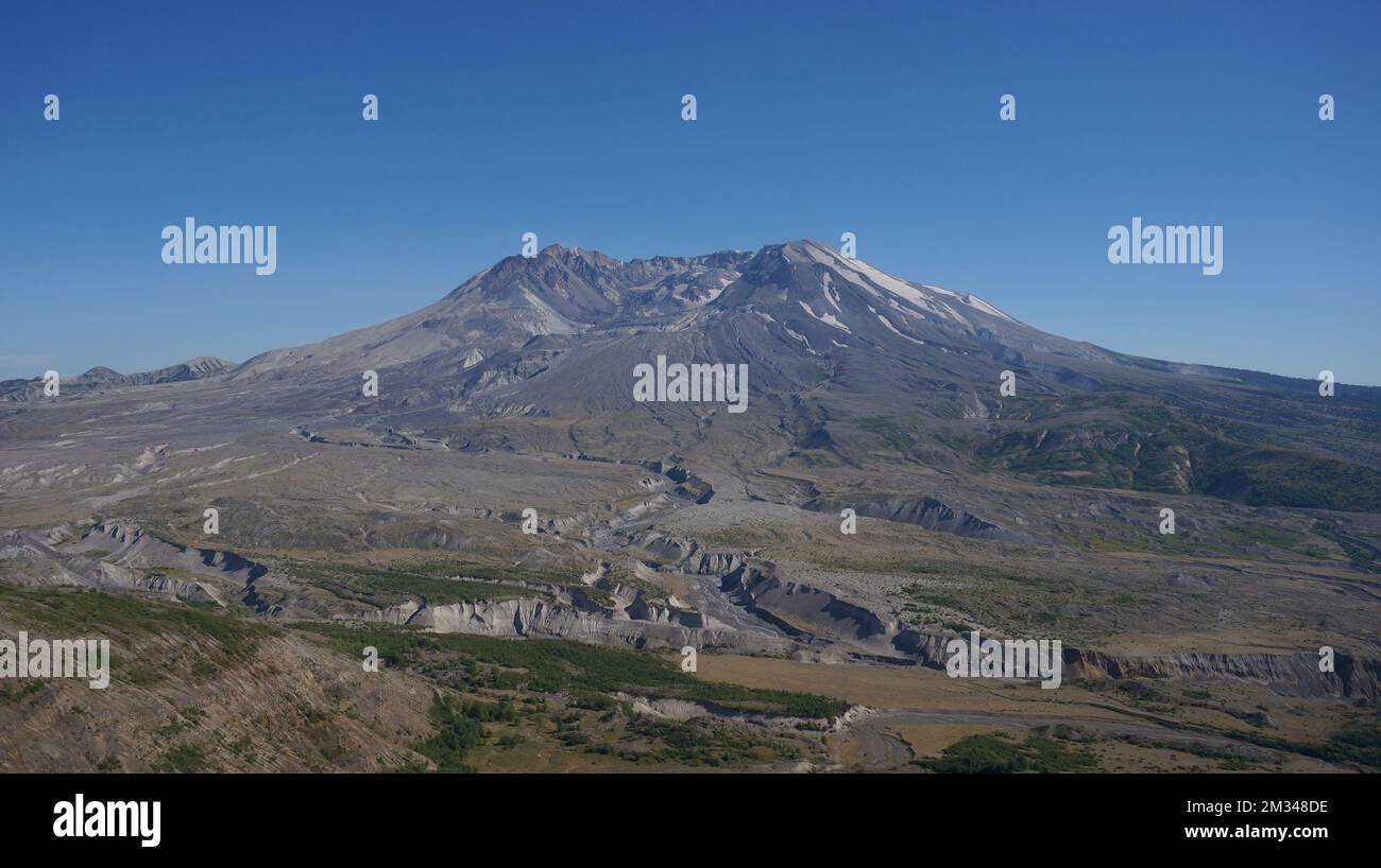 Mount St Helen Crater Stock Photo - Alamy