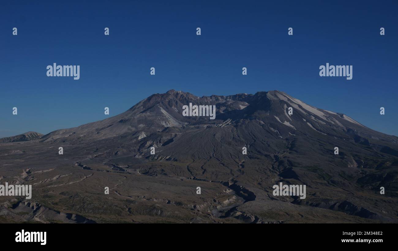 Mount St Helen Crater Stock Photo - Alamy